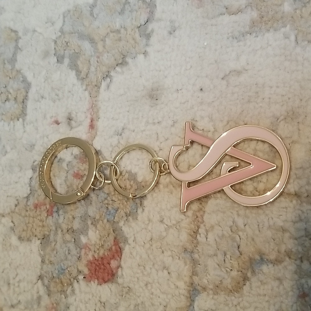 Vs Keychain - Gem